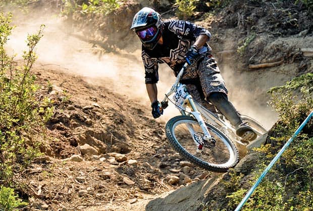 12 Extreme Mountain Biking Pictures From Around The World | Bike198