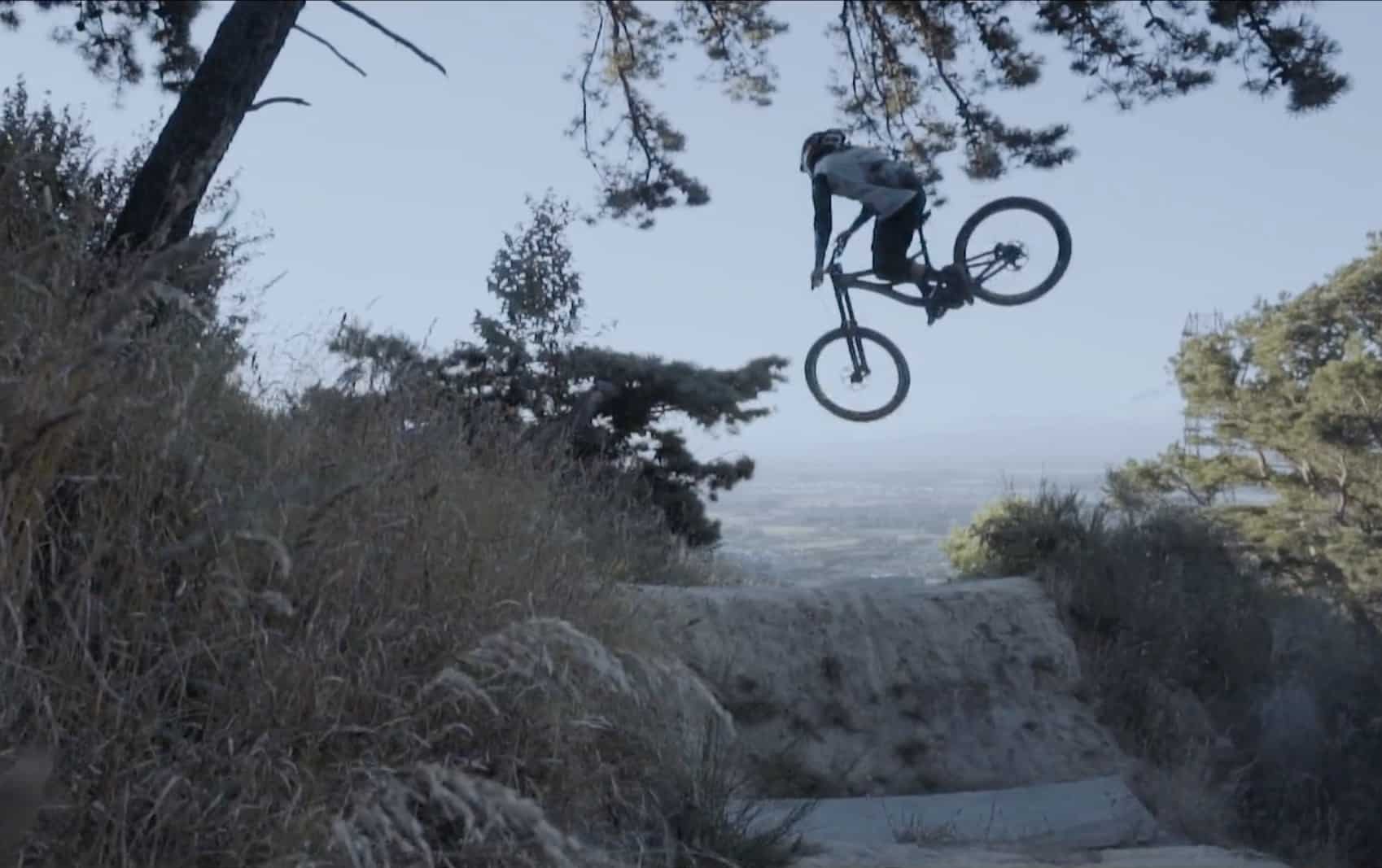 Review: Turner 5.Spot Mountain Bike - 140mm DW-Link Suspension | Bike198