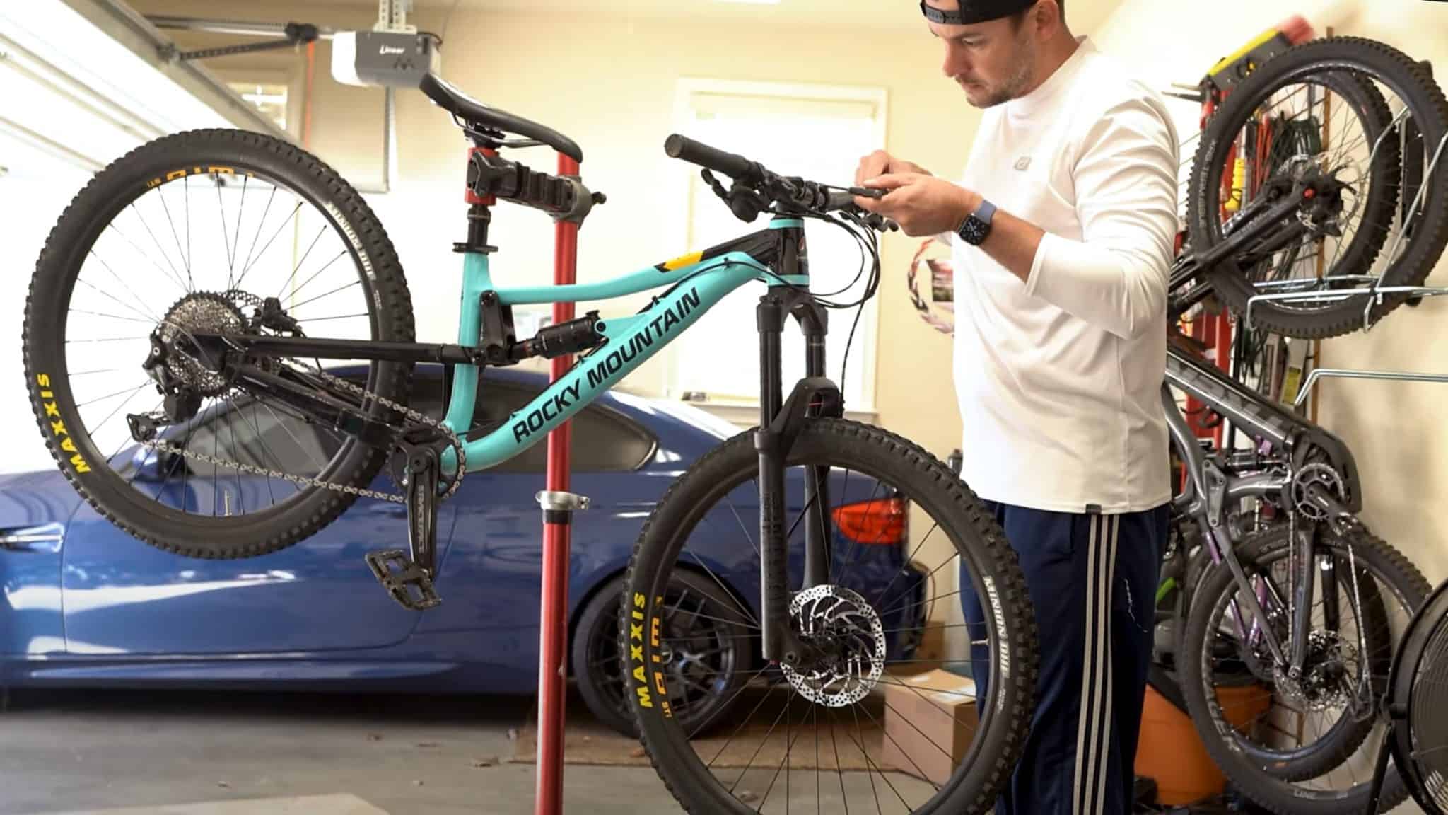 How to Setup a Mountain Bike for the First Time | Bike198