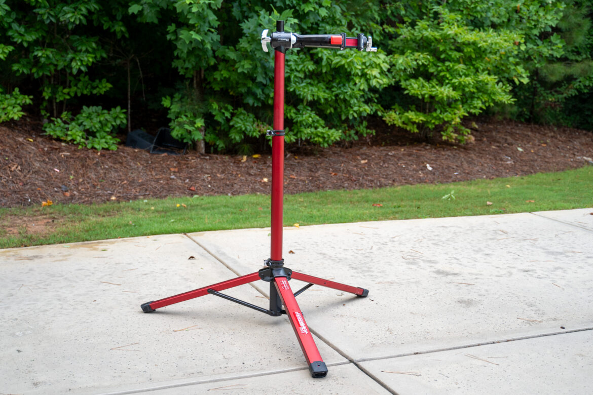 Review / Feedback Sports Pro Mechanic HD Bike Repair Stand (2023 ...